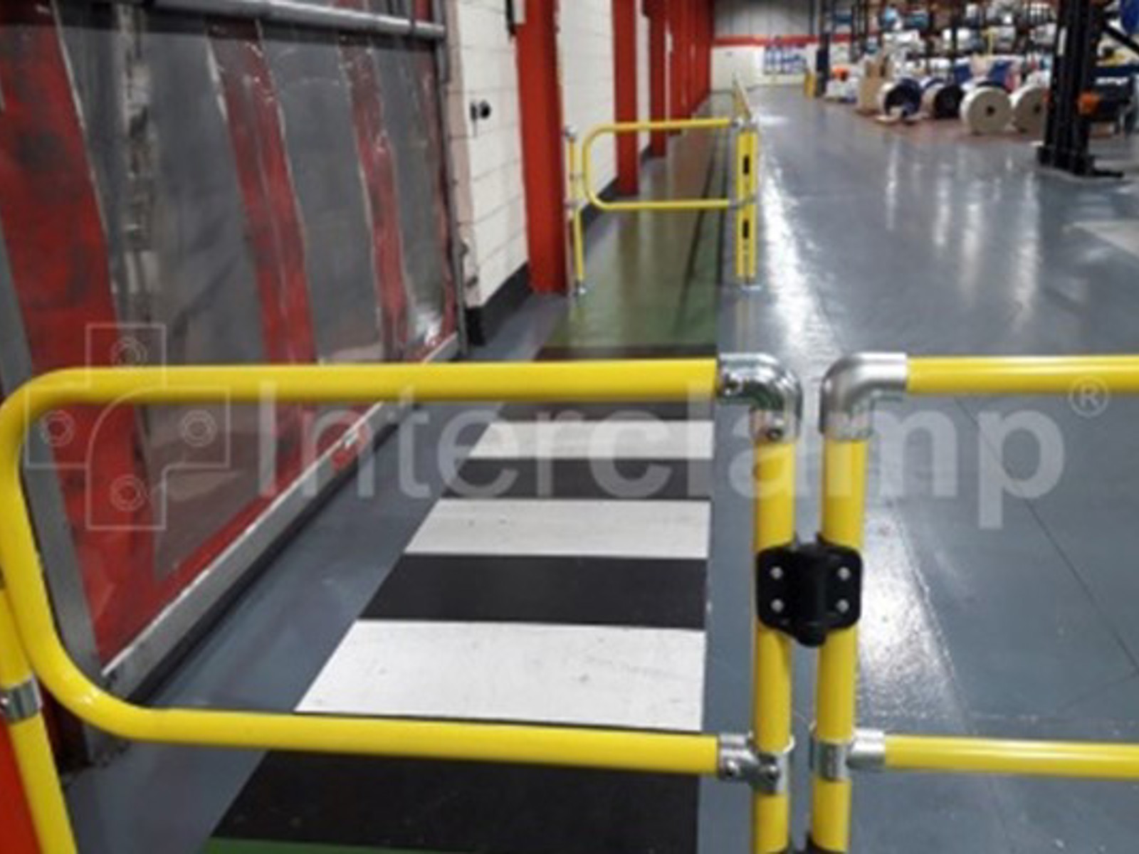 Self Closing Safety Gate | Interclamp